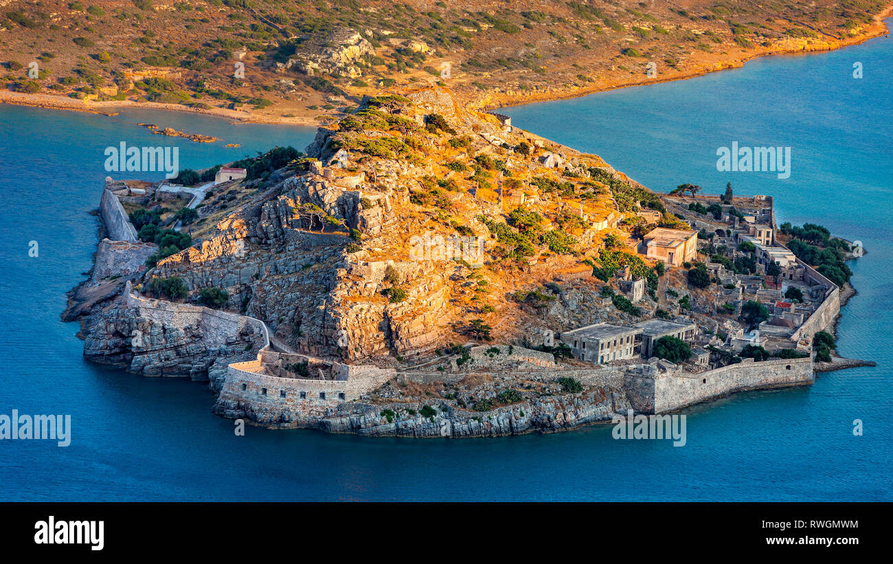 The island fortress of Spinalonga, Crete, Greece Stock Photo - Alamy