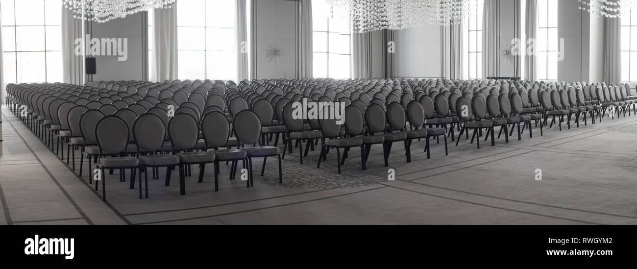 Empty conference hall. Empty rows of chairs Stock Photo - Alamy