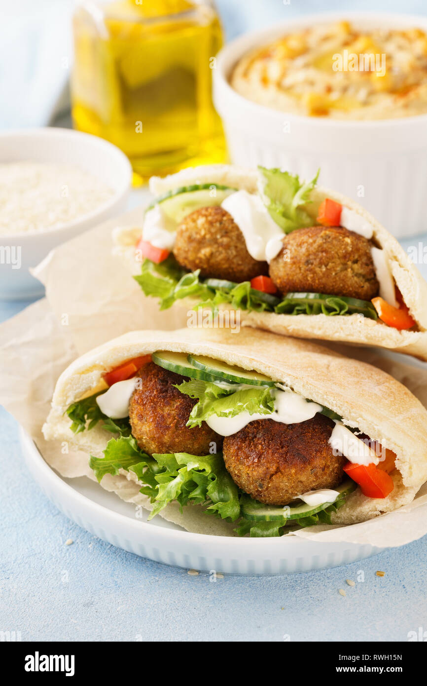 Healthy vegetarian falafel balls hi-res stock photography and images ...