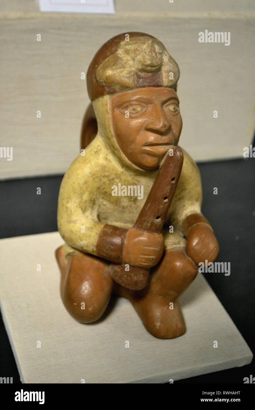 Siku peru hi-res stock photography and images - Alamy