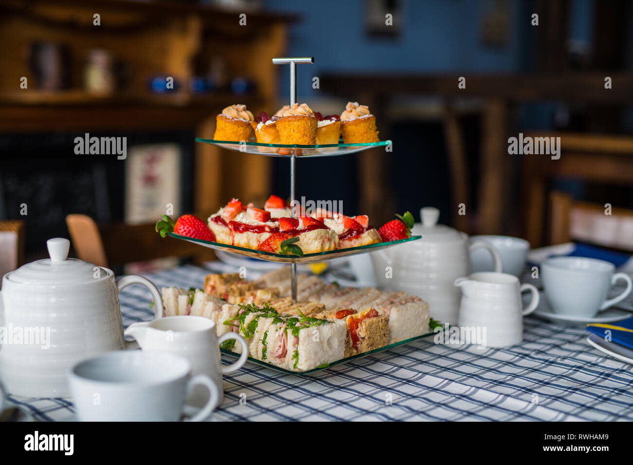 Afternoon tea spread hi-res stock photography and images - Alamy