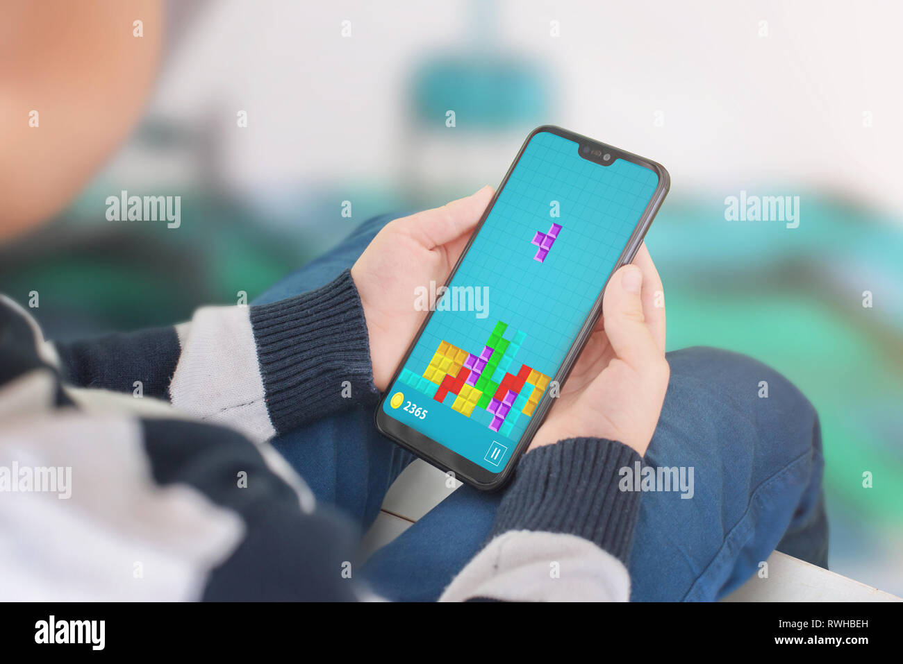 Mobile phone game tetris hi-res stock photography and images - Alamy