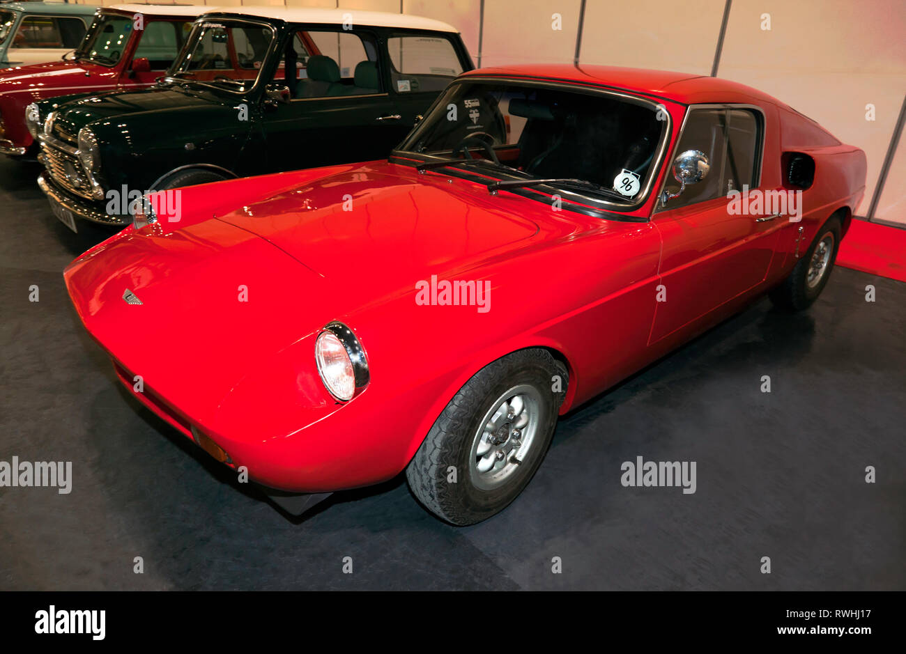 Three-quarter Front-View of a Unipower GT3, based on a mini power train ...