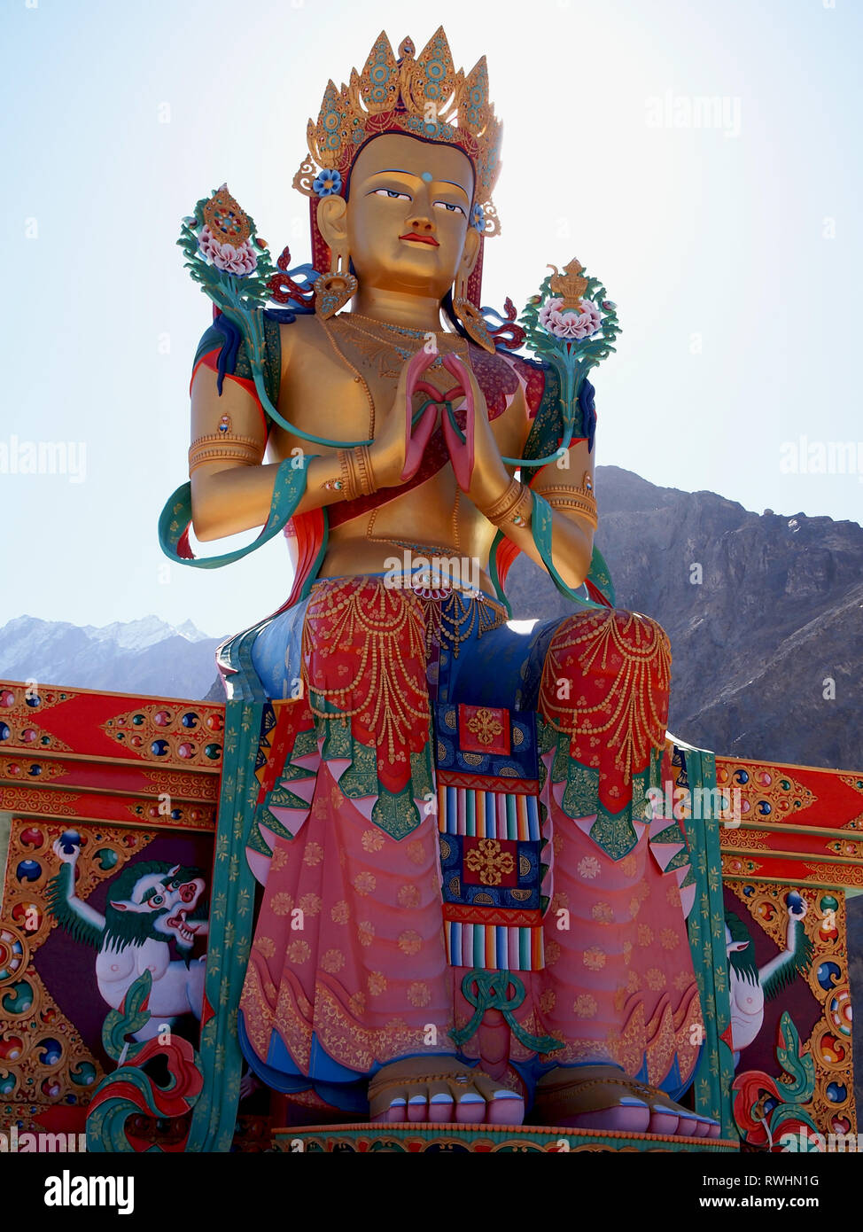 Jampa buddha hi-res stock photography and images - Alamy