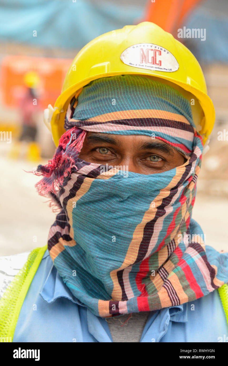 Asia, Singapore, worker portrait Stock Photo - Alamy