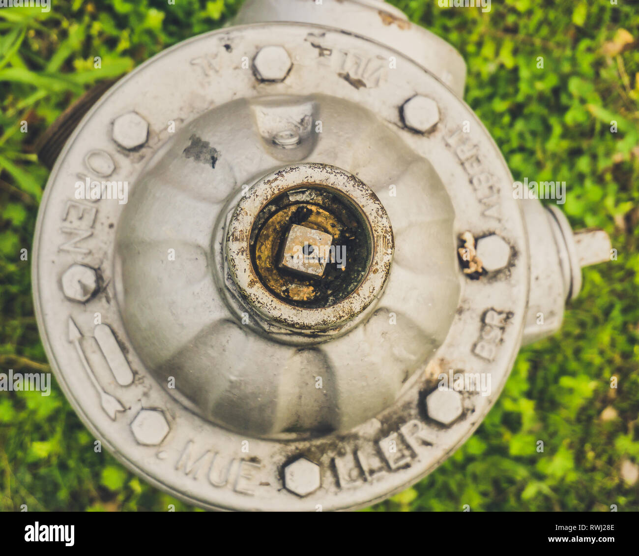 Top View of Fire Hydrant Stock Photo - Alamy