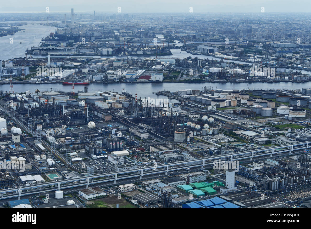 Tokyo river sea aerial hi-res stock photography and images - Alamy