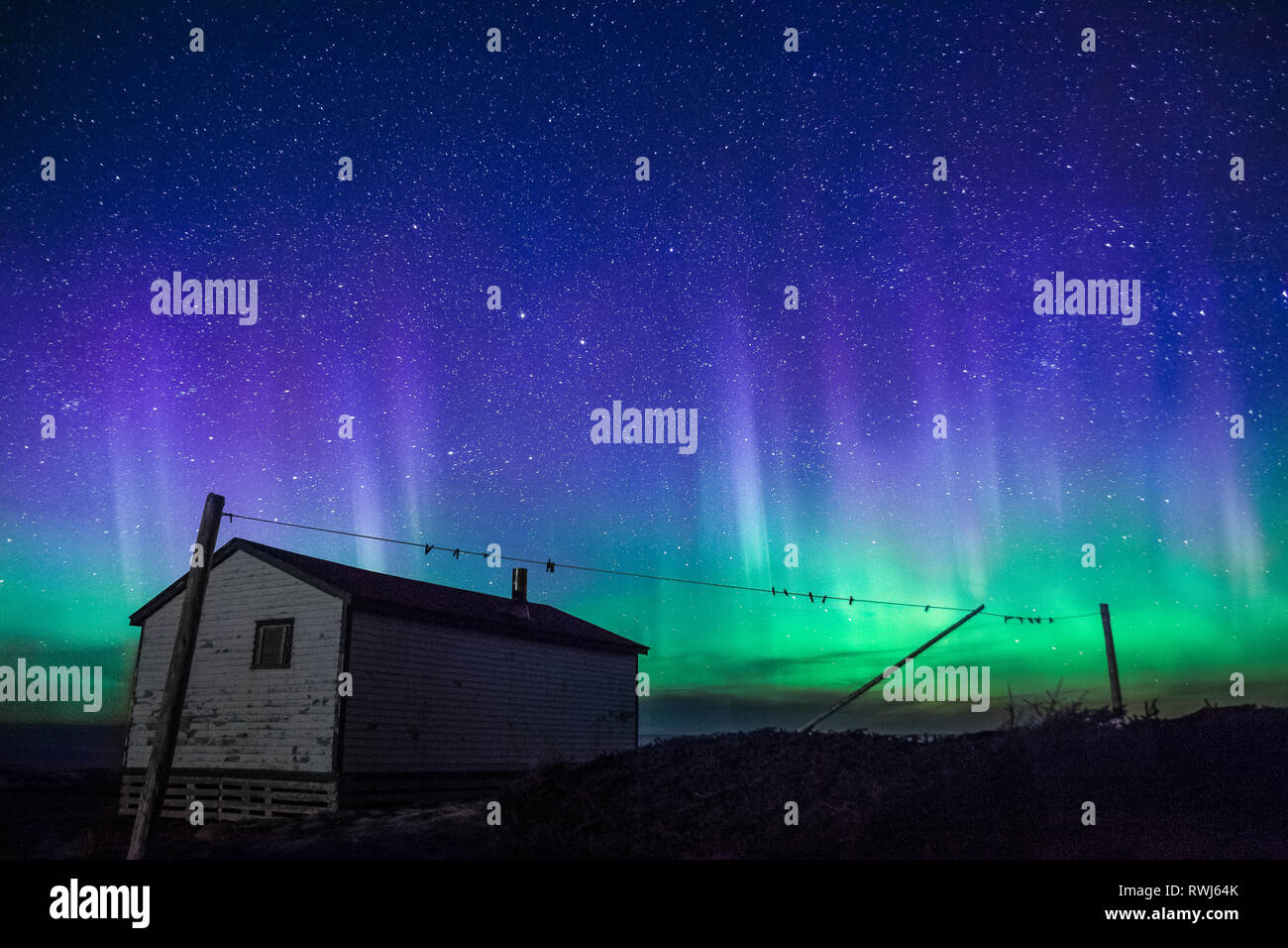 Labrador canada northern lights hi-res stock photography and images - Alamy