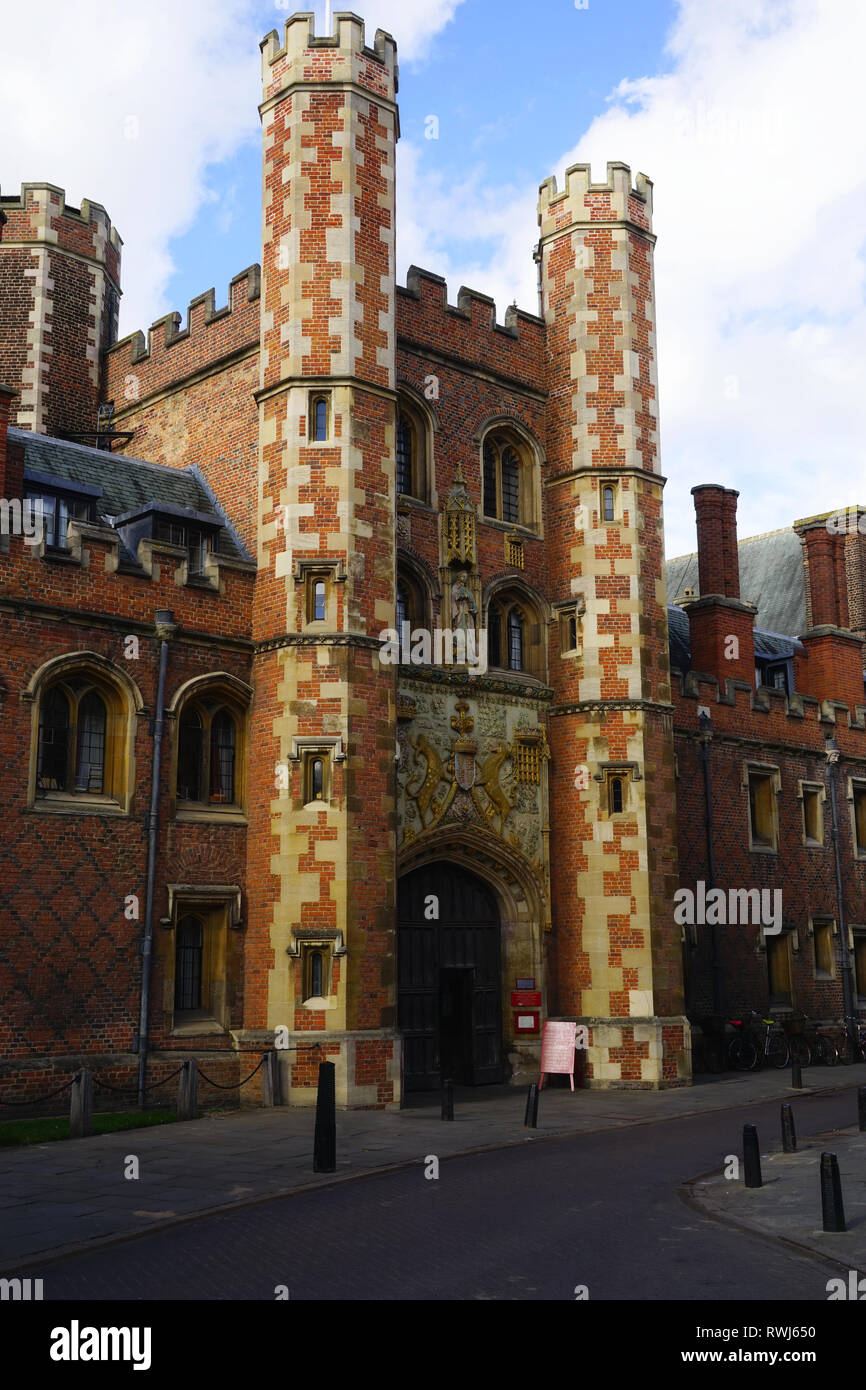 The Great Gate of St John's College , Cambridge Stock Photo - Alamy