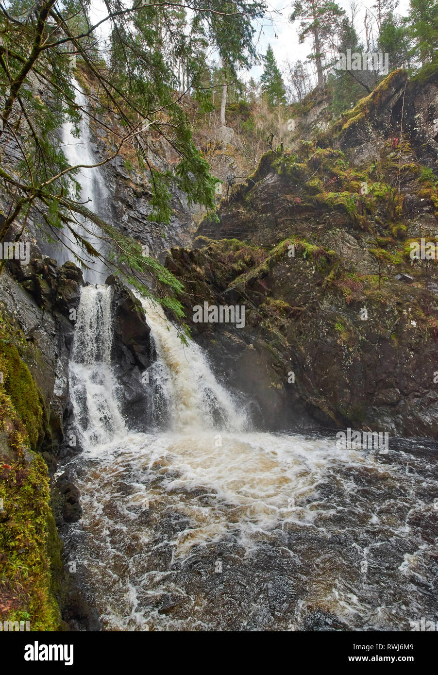 Lower river platform hi-res stock photography and images - Alamy
