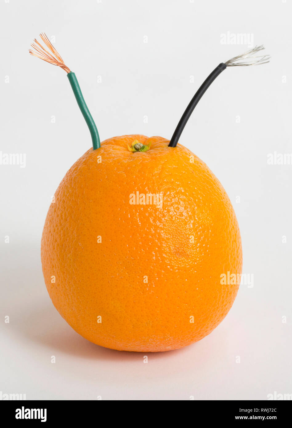 Classroom chemistry experiment items for making a fruit battery to ...