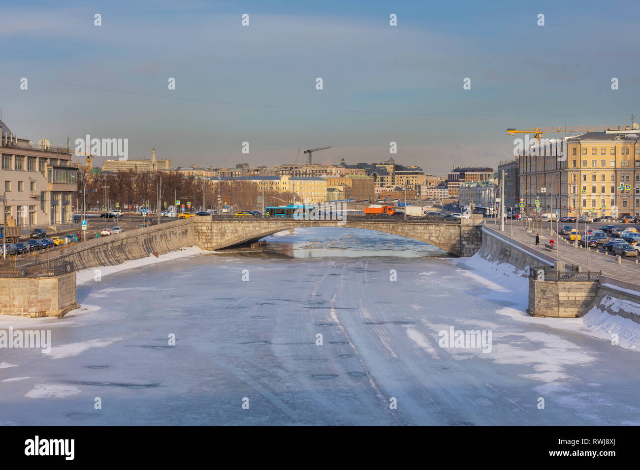 Cityscape, Moskva river embankment, Moscow, Russia Stock Photo - Alamy
