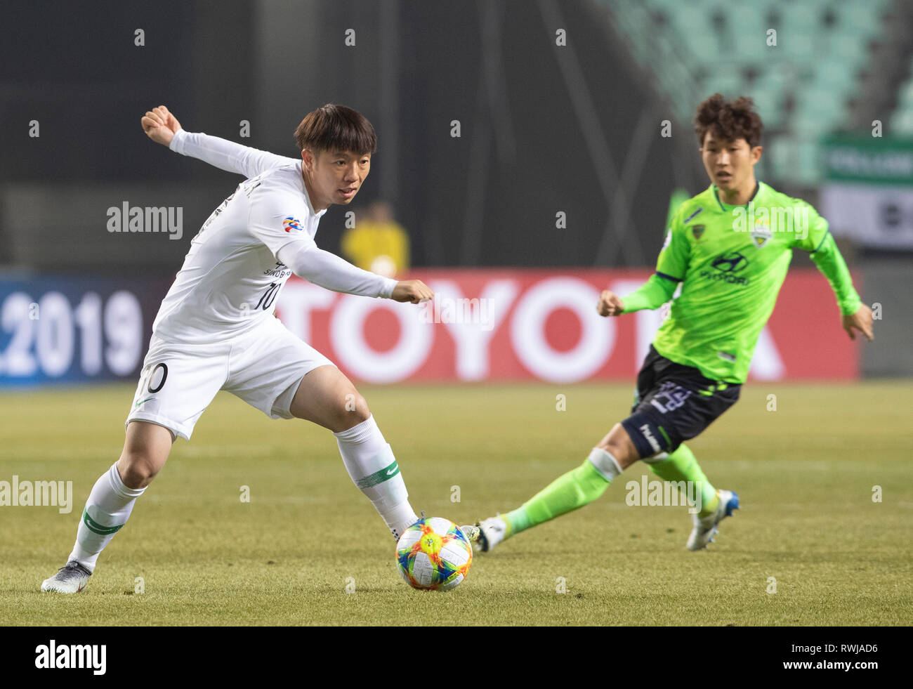 Xizhe zhang hi-res stock photography and images - Alamy