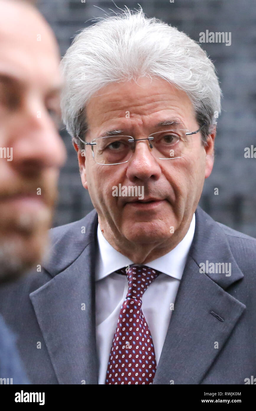 Former italian prime minister hi-res stock photography and images - Alamy
