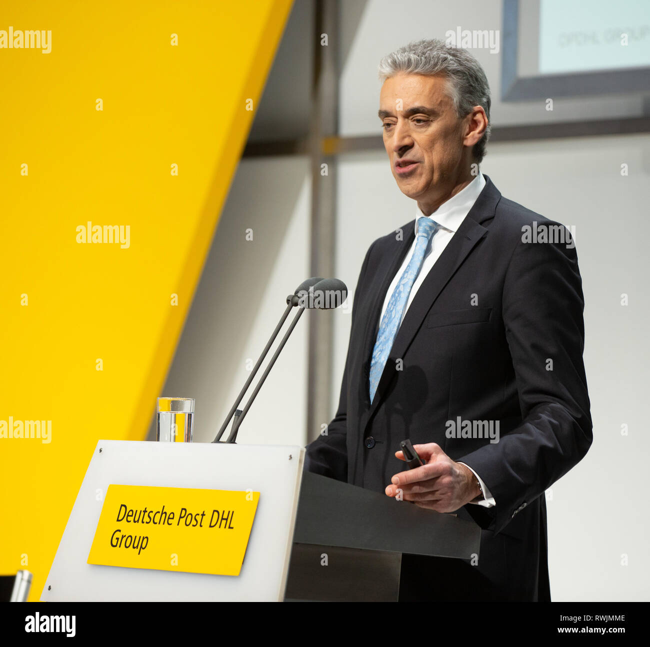 Dhl express ceo hi-res stock photography and images - Alamy