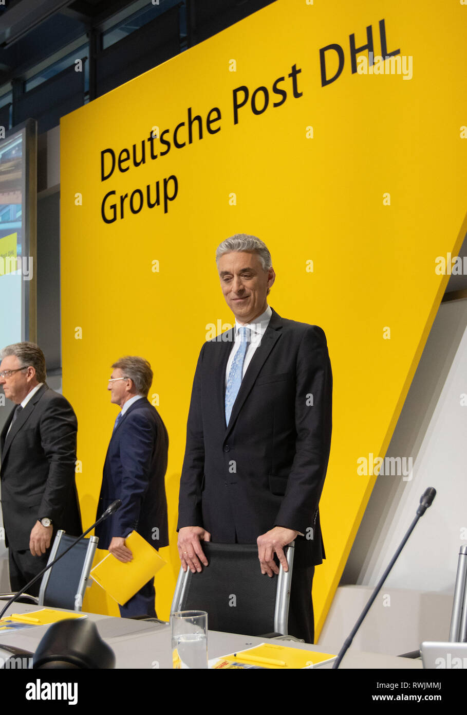 Dhl express ceo hi-res stock photography and images - Alamy