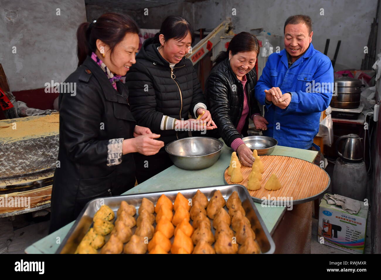 Wotou hi-res stock photography and images - Alamy