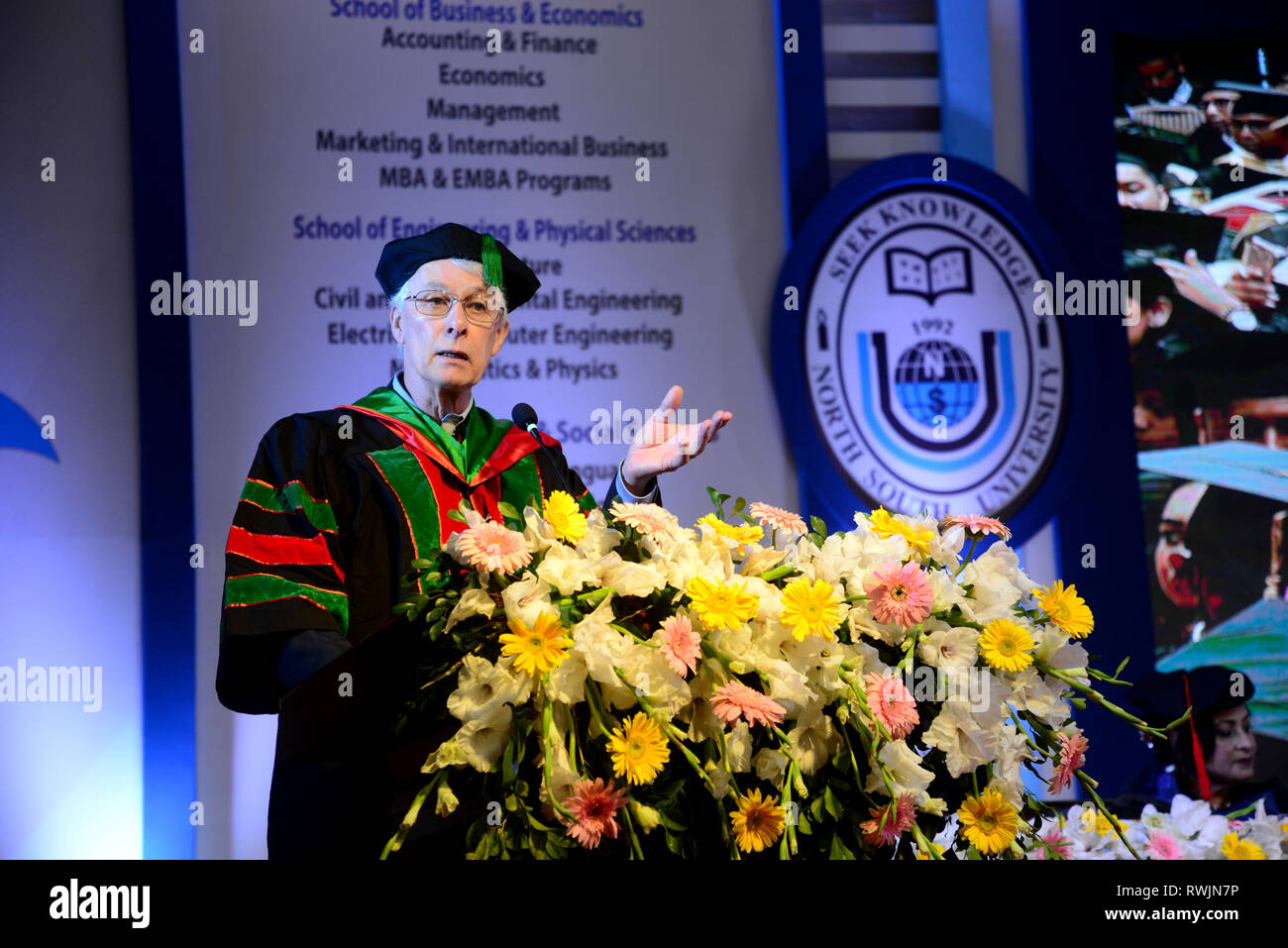 Richard roberts nobel prize hi-res stock photography and images - Alamy