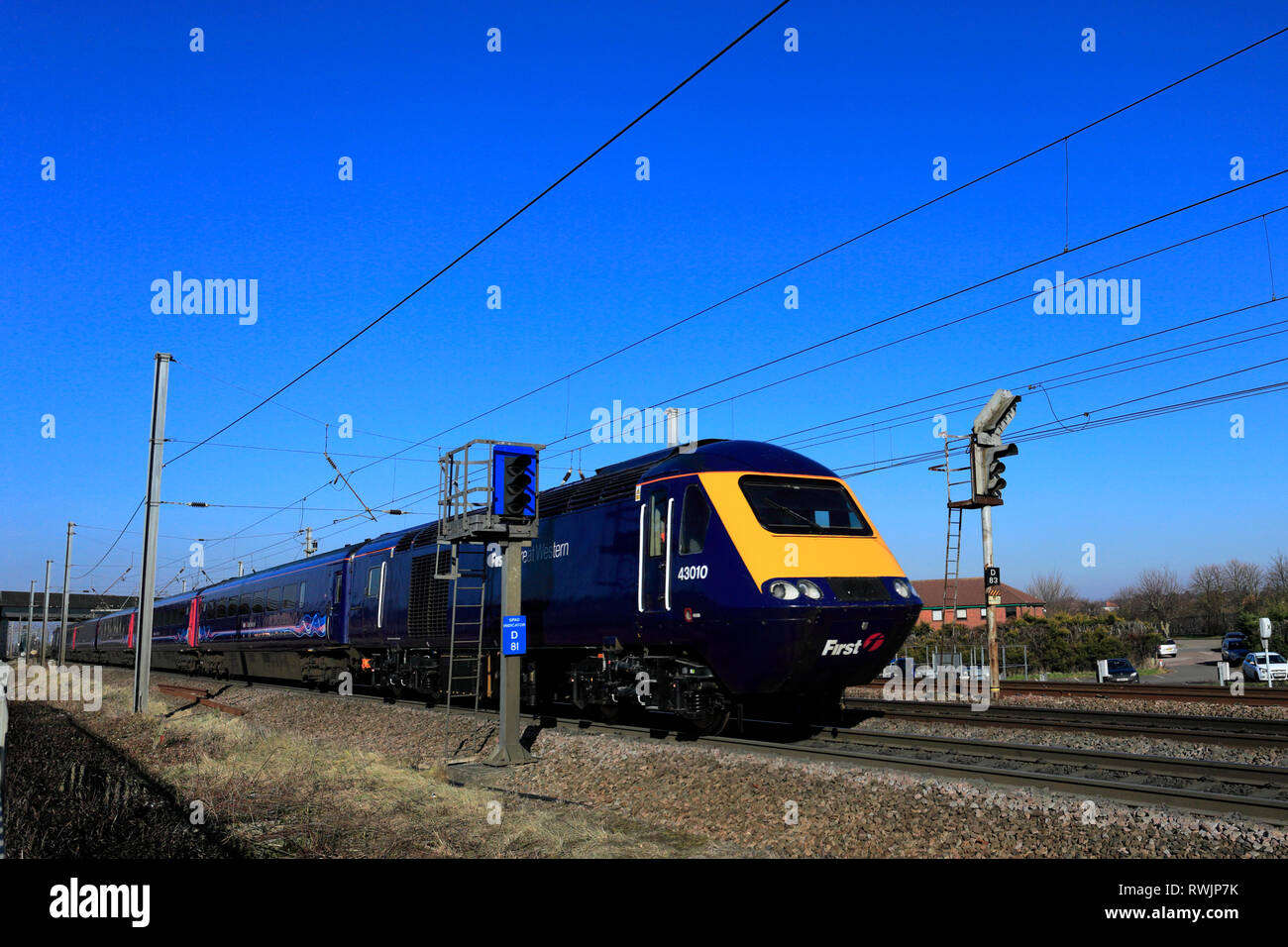 43190 First Great Western trains, East Coast Main Line, Newark on Trent ...