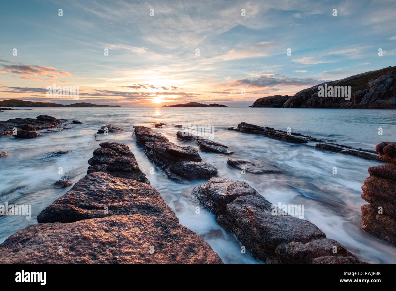 Sunset at Sheigra rocky shore, Sutherland Stock Photo - Alamy