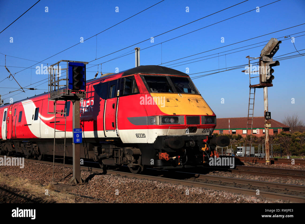 82220 LNER train passing SPAD Signal, London and North Eastern Railway ...