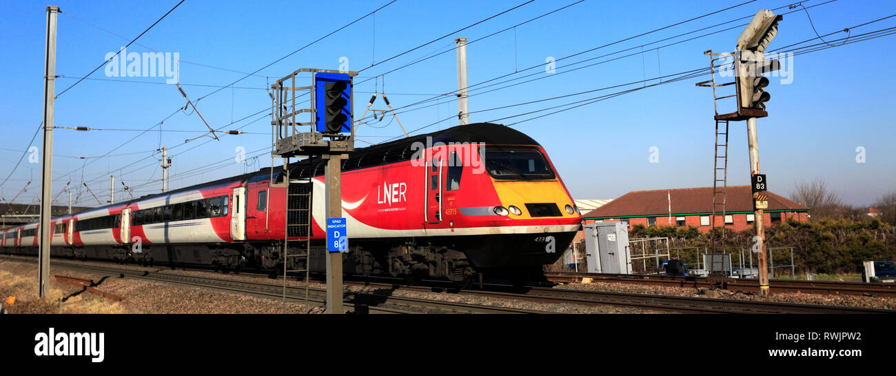 43315 LNER train, London and North Eastern Railway, East Coast Main Line, Newark on Trent ...