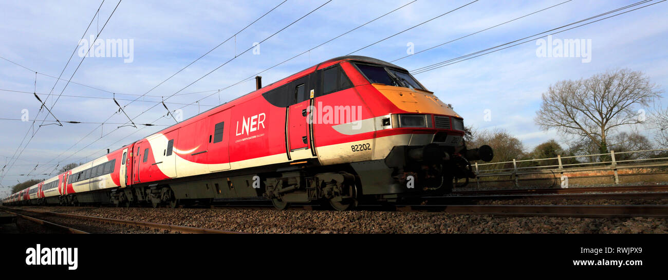 82202 LNER train, London and North Eastern Railway, East Coast Main Line, Newark on Trent ...