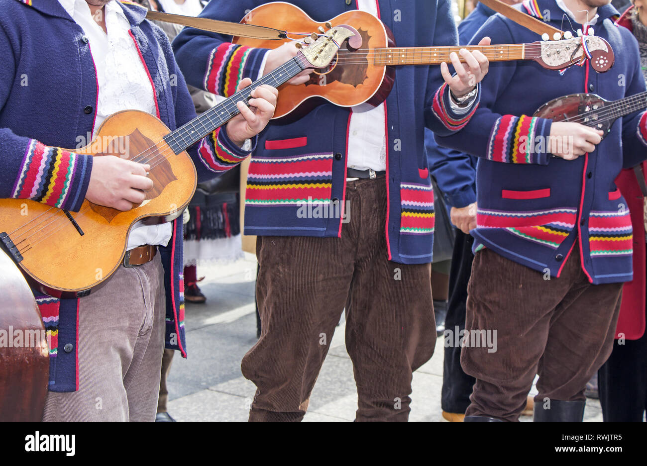 Croatia traditional costume hi-res stock photography and images - Alamy