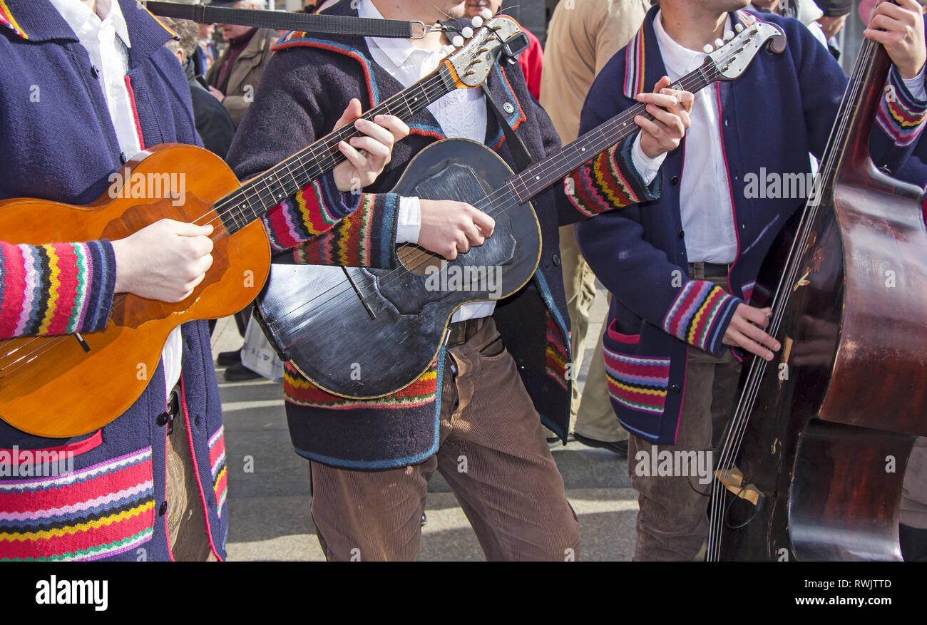 Croatia traditional costume hi-res stock photography and images - Alamy