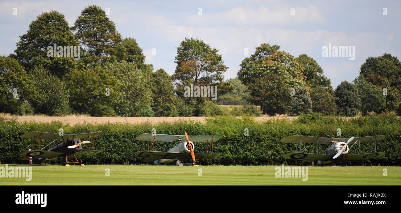 1918 Royal Aircraft Factory SE5a (l), reproduction Sopwith Dove (c) and ...