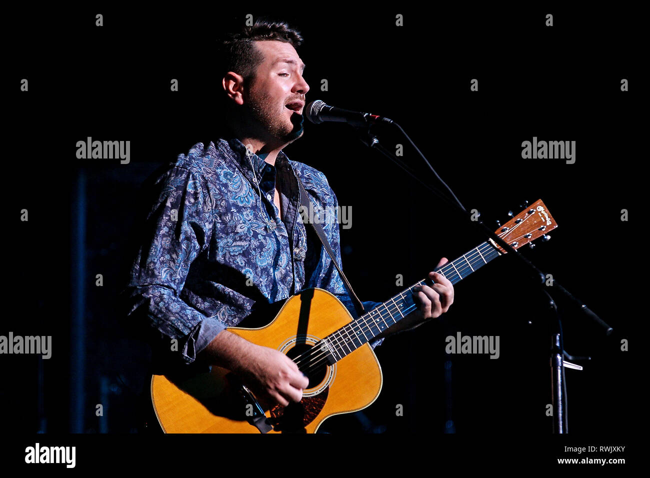 Kingston, USA. 17 Apr, 2016. Jeff LeBlanc, opens up for Boz Scaggs at ...