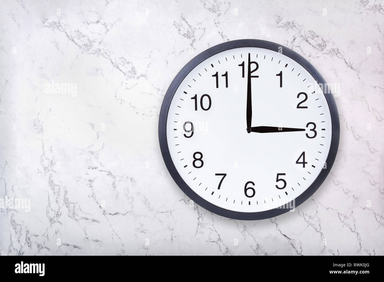 Clock 3 o'clock hi-res stock photography and images - Alamy