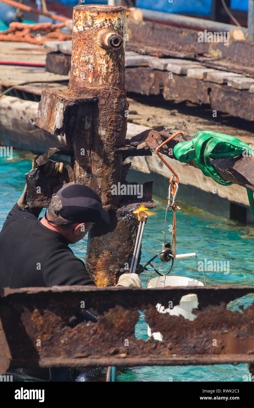 Steel fixing work hi-res stock photography and images - Alamy