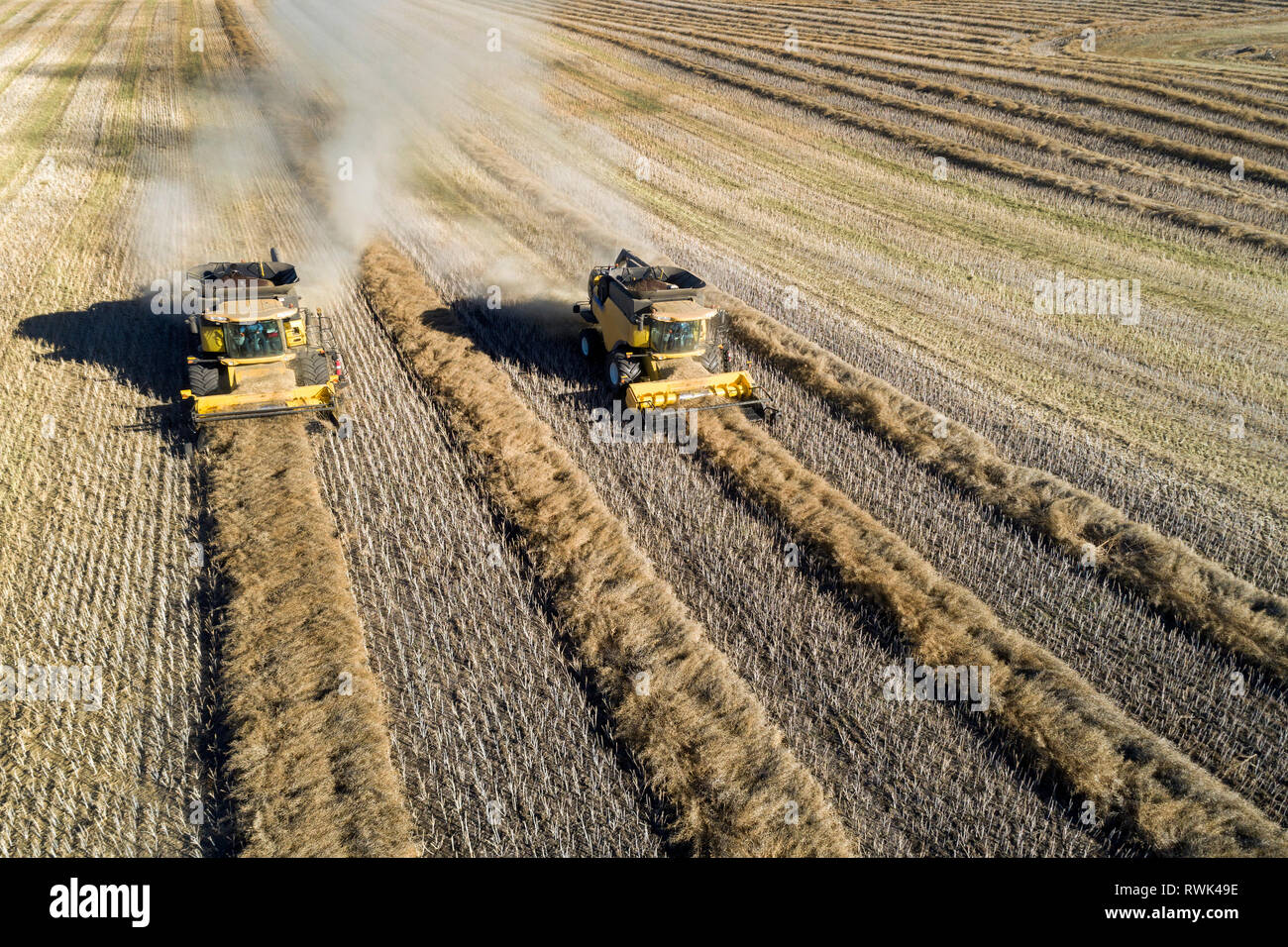 Two combines hi-res stock photography and images - Alamy