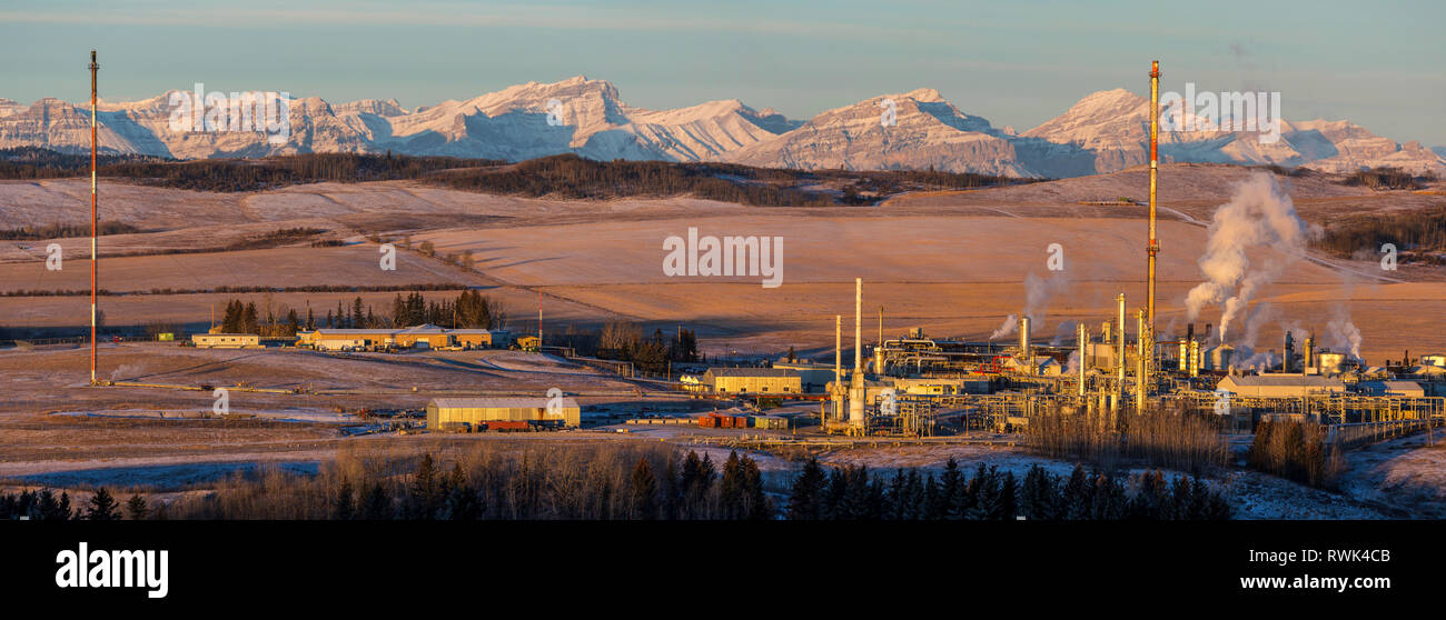 Gas plant hi-res stock photography and images - Alamy