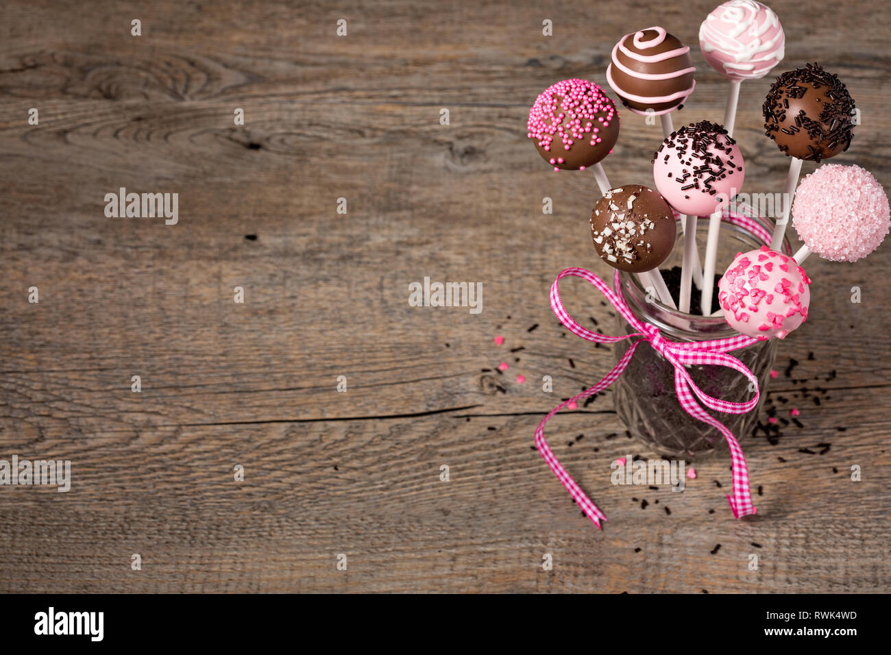 Pop candy chocolate hi-res stock photography and images - Alamy