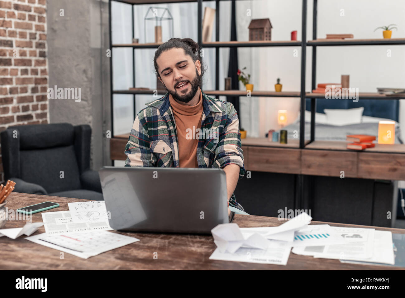 Digital typing hi-res stock photography and images - Alamy