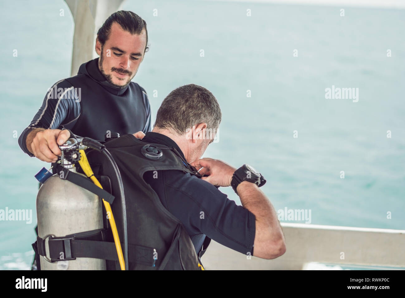 Beginner scuba diver hi-res stock photography and images - Alamy