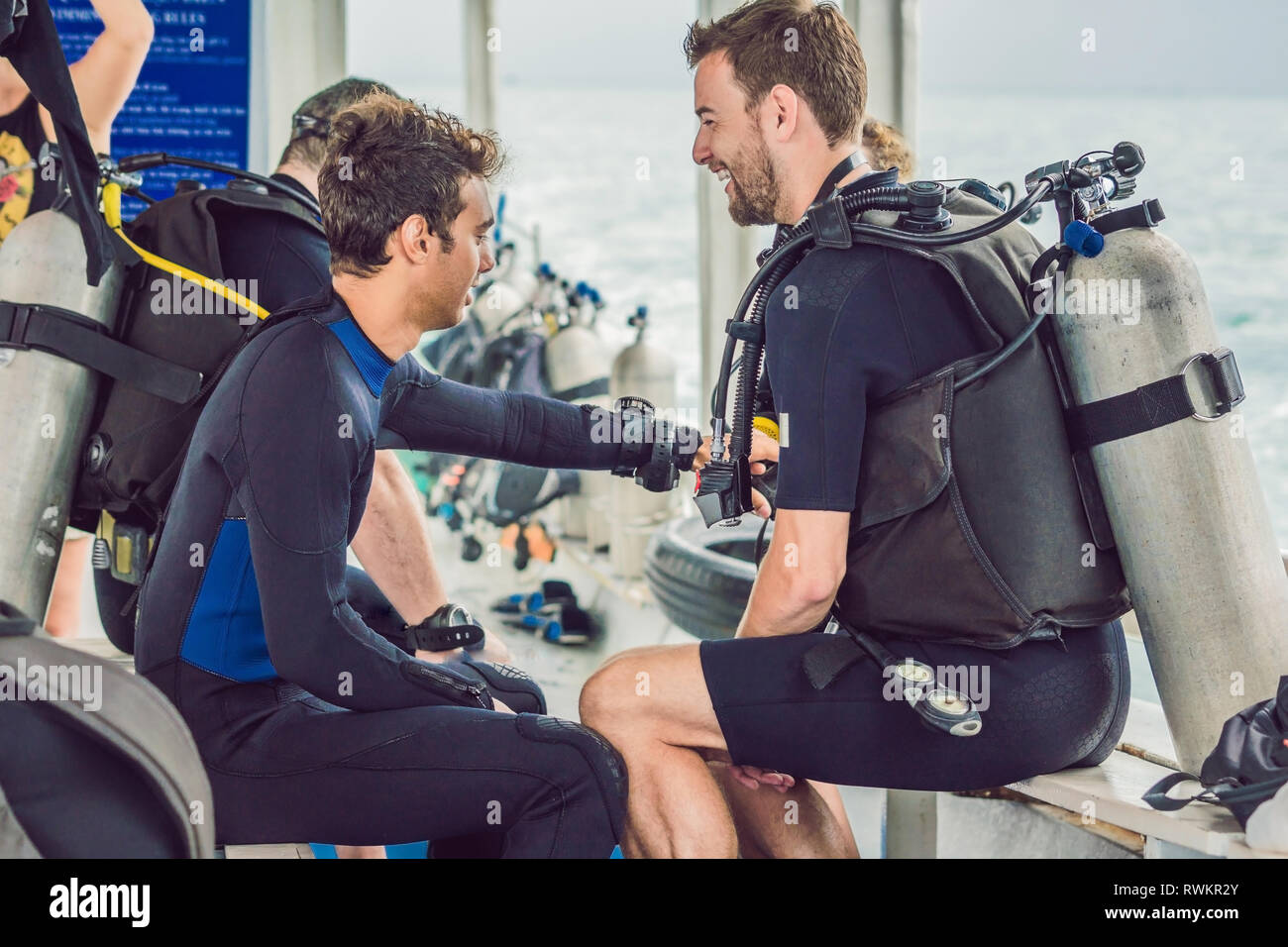 Beginner scuba diver hi-res stock photography and images - Alamy