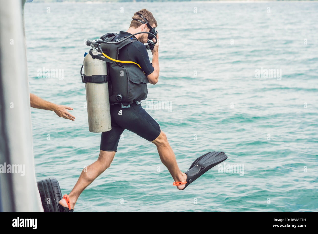Deep sea divers oxygen hi-res stock photography and images - Alamy