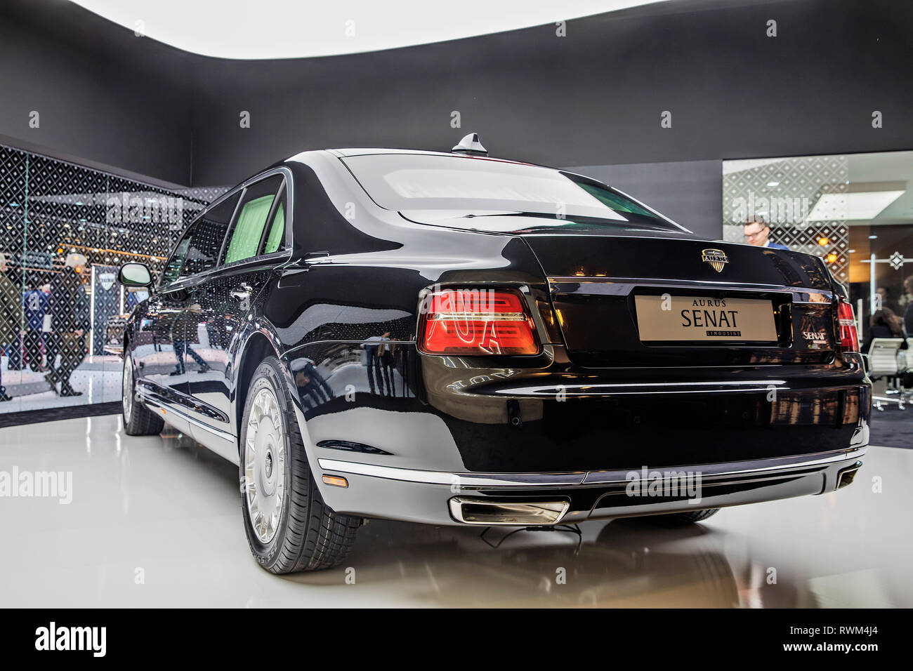 Aurus Senat, Russian luxury limousine, that carries also Russian ...