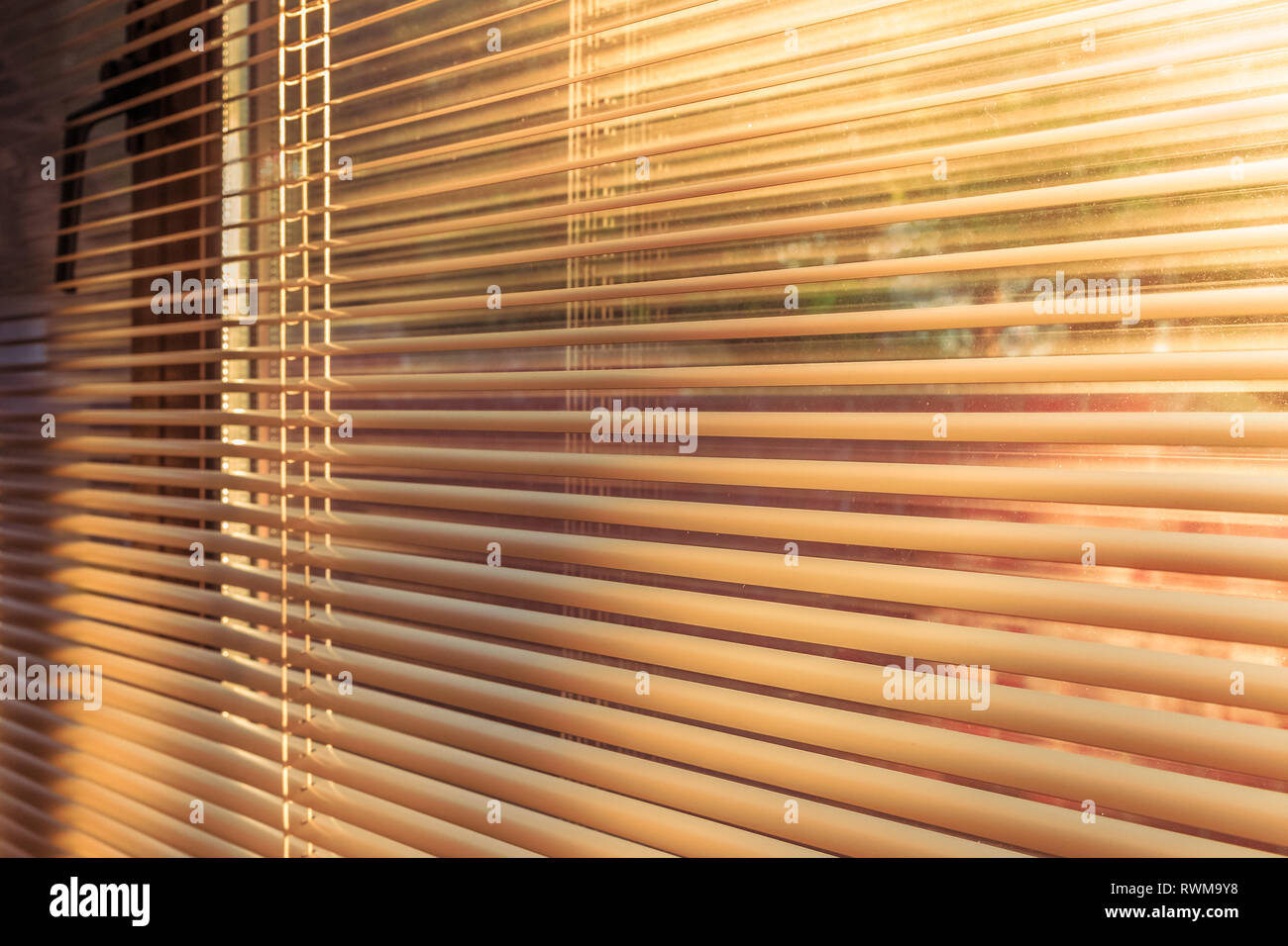 Light through slats hi-res stock photography and images - Alamy
