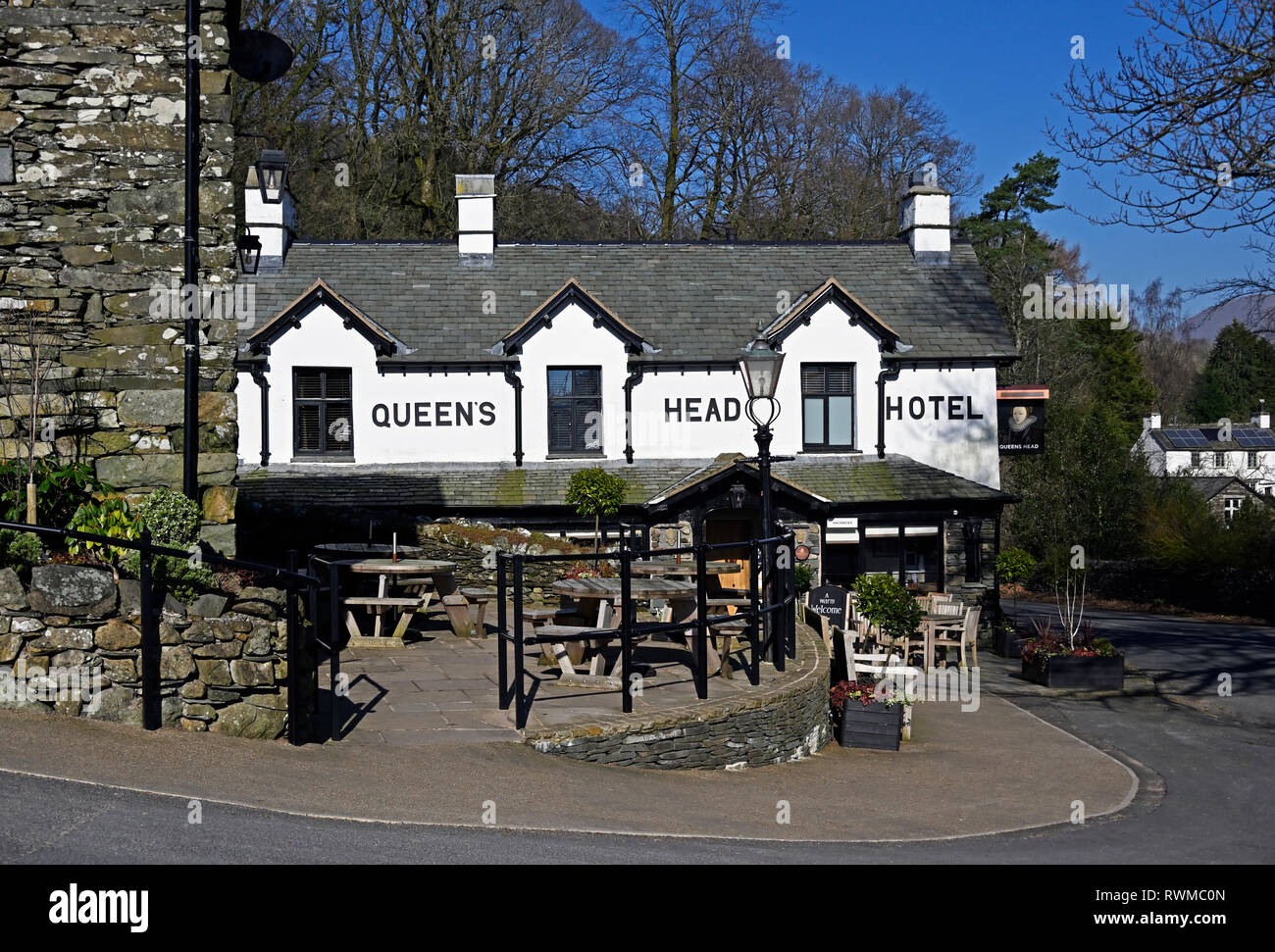Queens head hotel troutbeck hi-res stock photography and images - Alamy