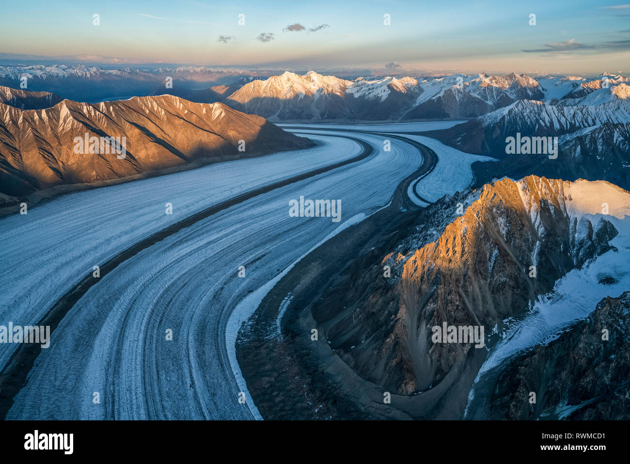 Alsek glacier st elias mountains hi-res stock photography and images ...