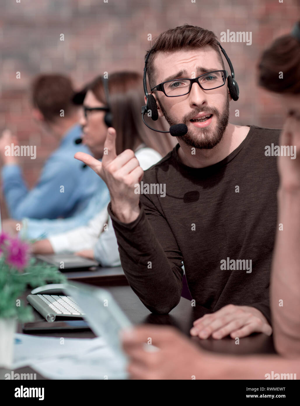 Software agent background hi-res stock photography and images - Alamy