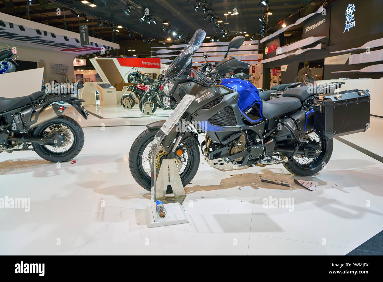 Yamaha motorcycle on display hi-res stock photography and images - Alamy