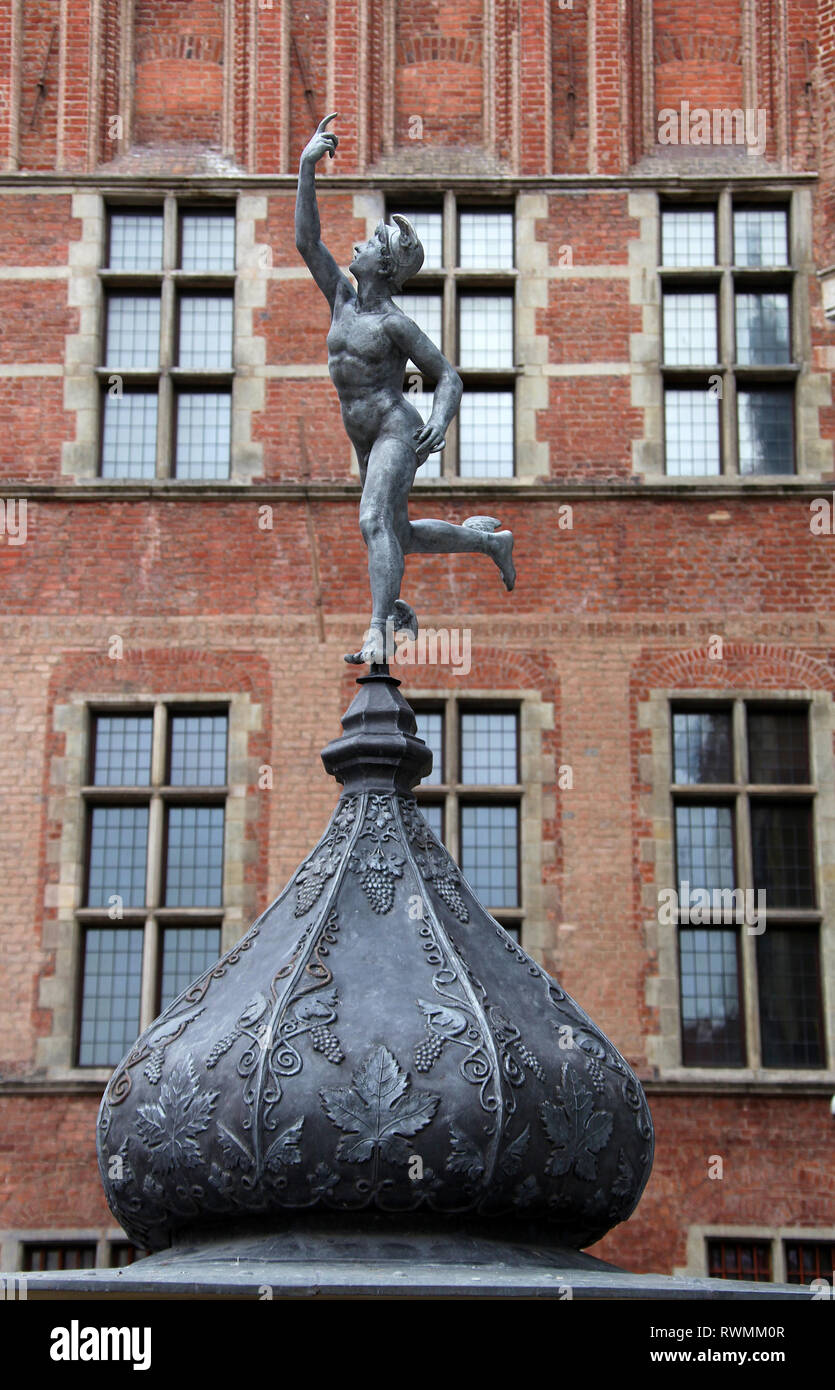 Art statue sculpture hermes hi-res stock photography and images - Alamy