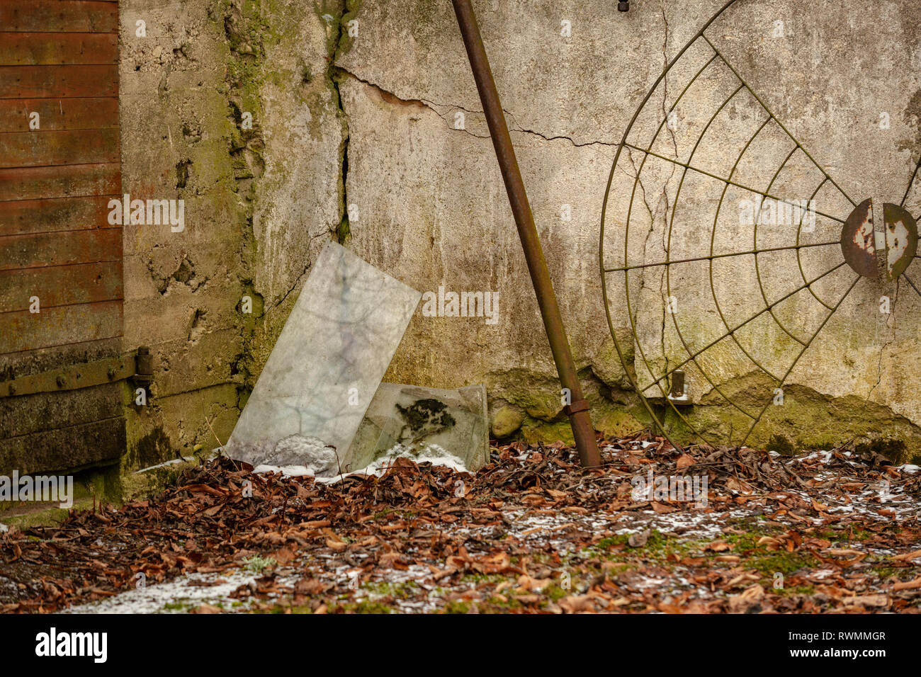old brick wall in countryside. background texture Stock Photo - Alamy