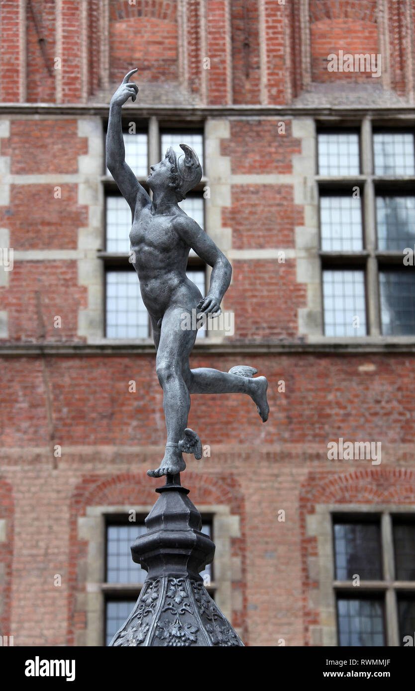Hermes Statue High Resolution Stock Photography and Images - Alamy