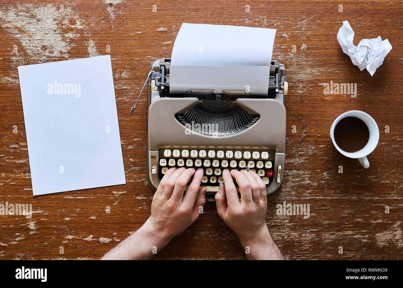 hands writing a letter on old mechanical typewriter Stock Photo - Alamy